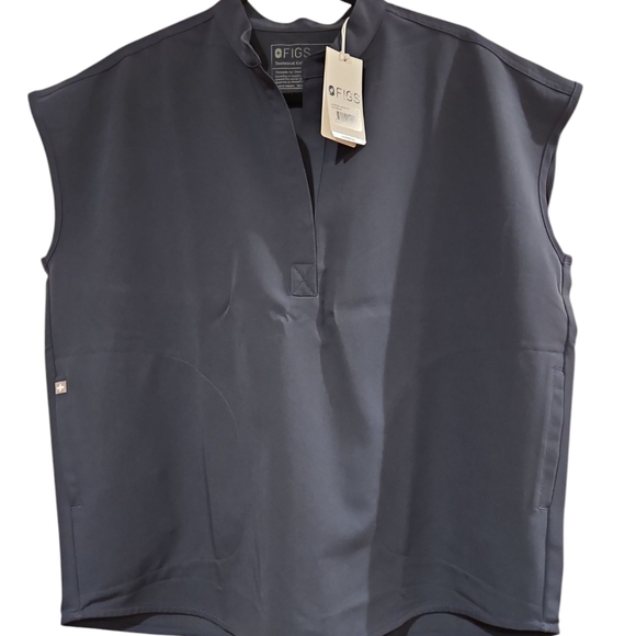 Figs | Tops | Nwt Figs Scrub Top Women Dark Gray Rafaella Size M | Poshmark